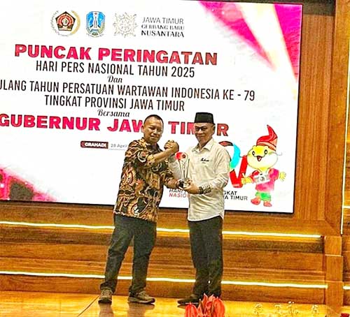 Rektor UIBU Raih Penghargaan Tokoh Pemerata Akses Pendidikan | Harian Bhirawa