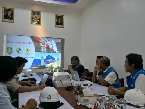 Dukung Biomassa, EVP Aneka Energi Baru Terbarukan PT PLN (Persero) Bersama General Manager PT ...