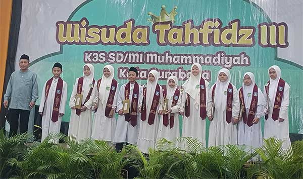 281 Siswa dari 28 SD-MI se-Surabaya Ikuti Wisuda Tahfidz III di Smamda ...
